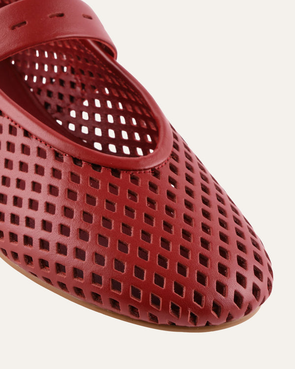 GINGER BALLET FLATS RUBY RED LEATHER - Jo Mercer